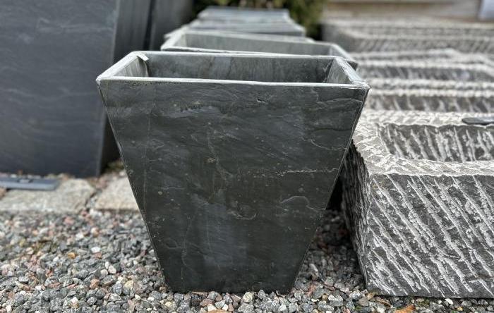 Køb Plantekumme sort skifer 3 forskellige størrelser - Sten og Granit ...
