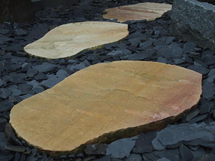 Køb Sort skiferflis 30-80 mm, 25 kg pose - Sten og Granit Butikken